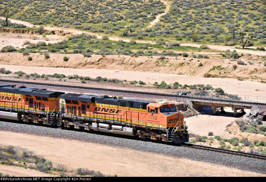 BNSF 7752 Pusher
